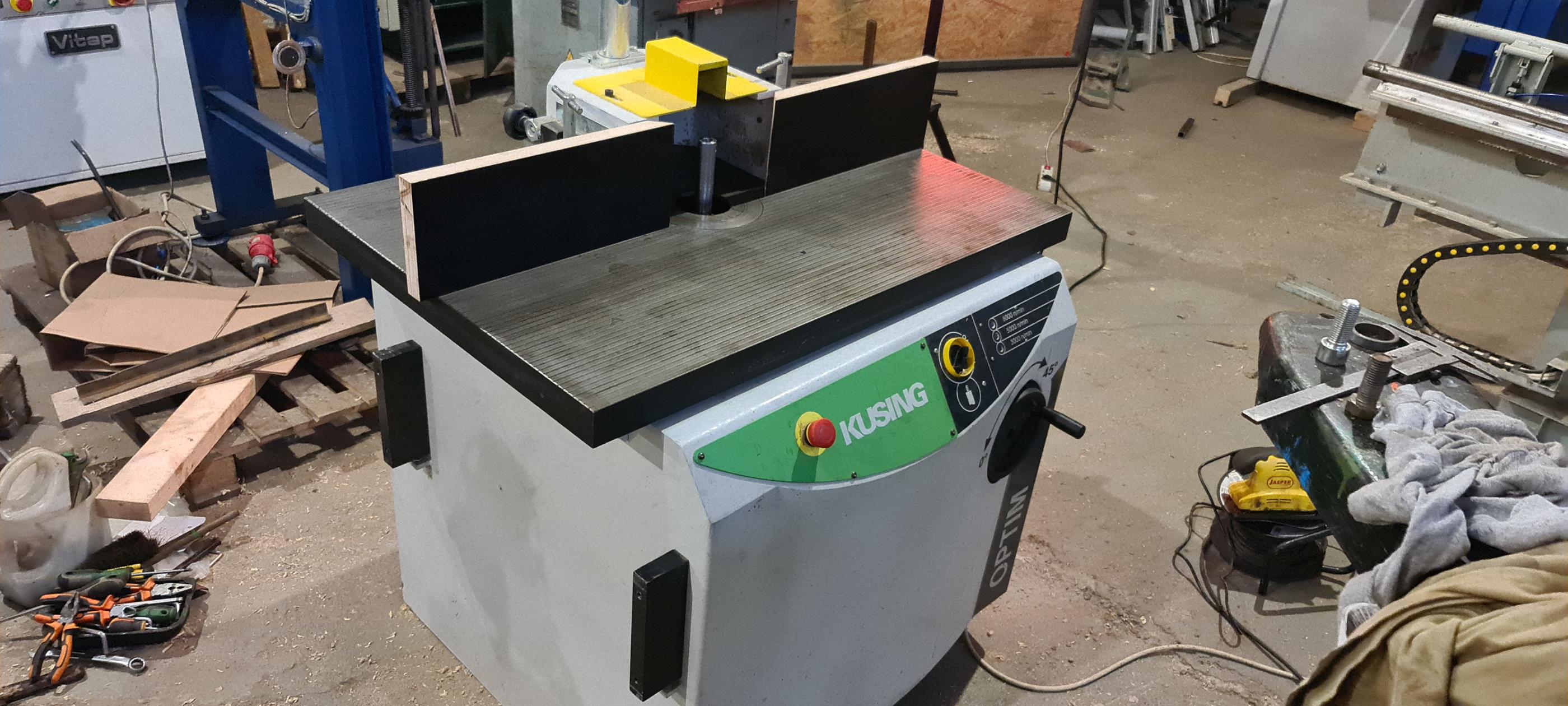 Frēzmašīna KUSING SF1000 (2008g. , Slovakija) | SIA "RIPOLS"